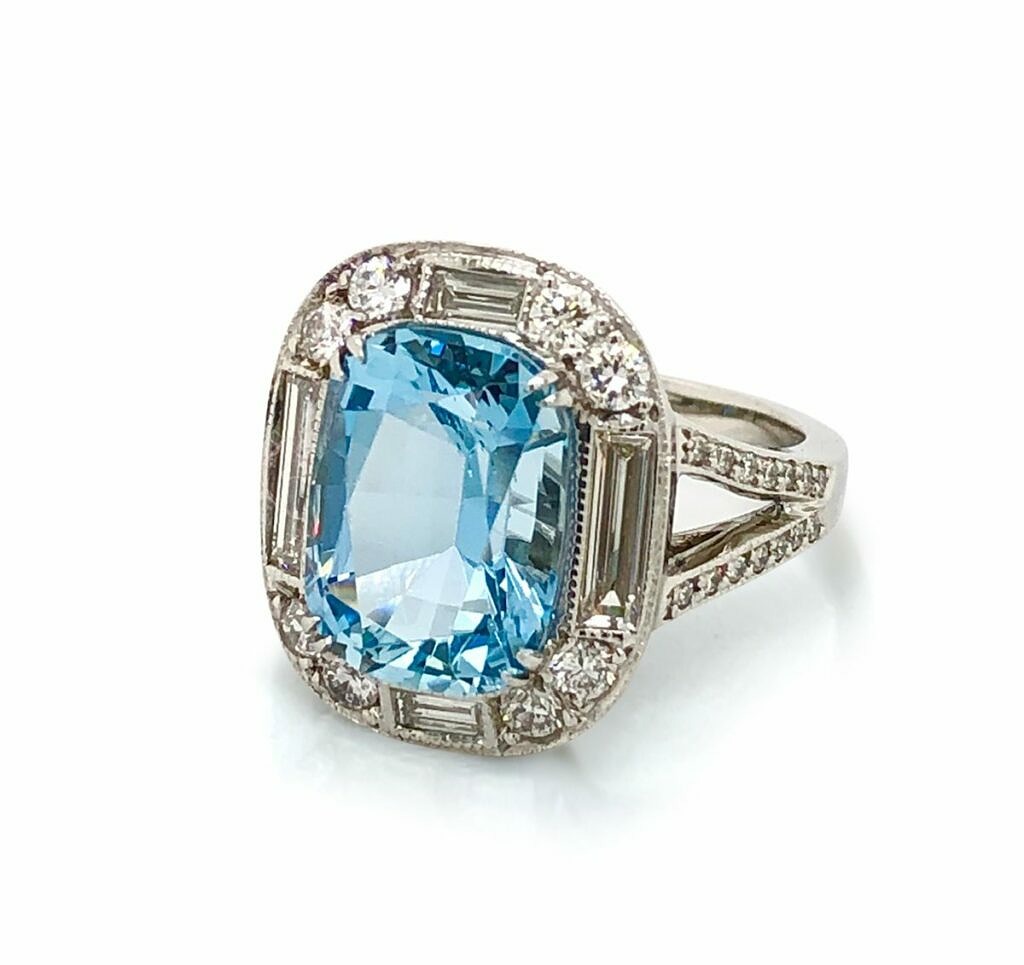 Cushion-Cut Aquamarine Ring Los Angeles | Peter Norman
