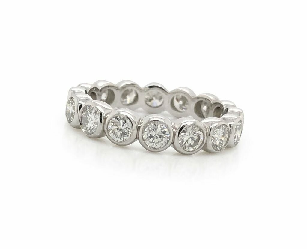 Bezel-set Diamond Ring Los Angeles Peter Norman
