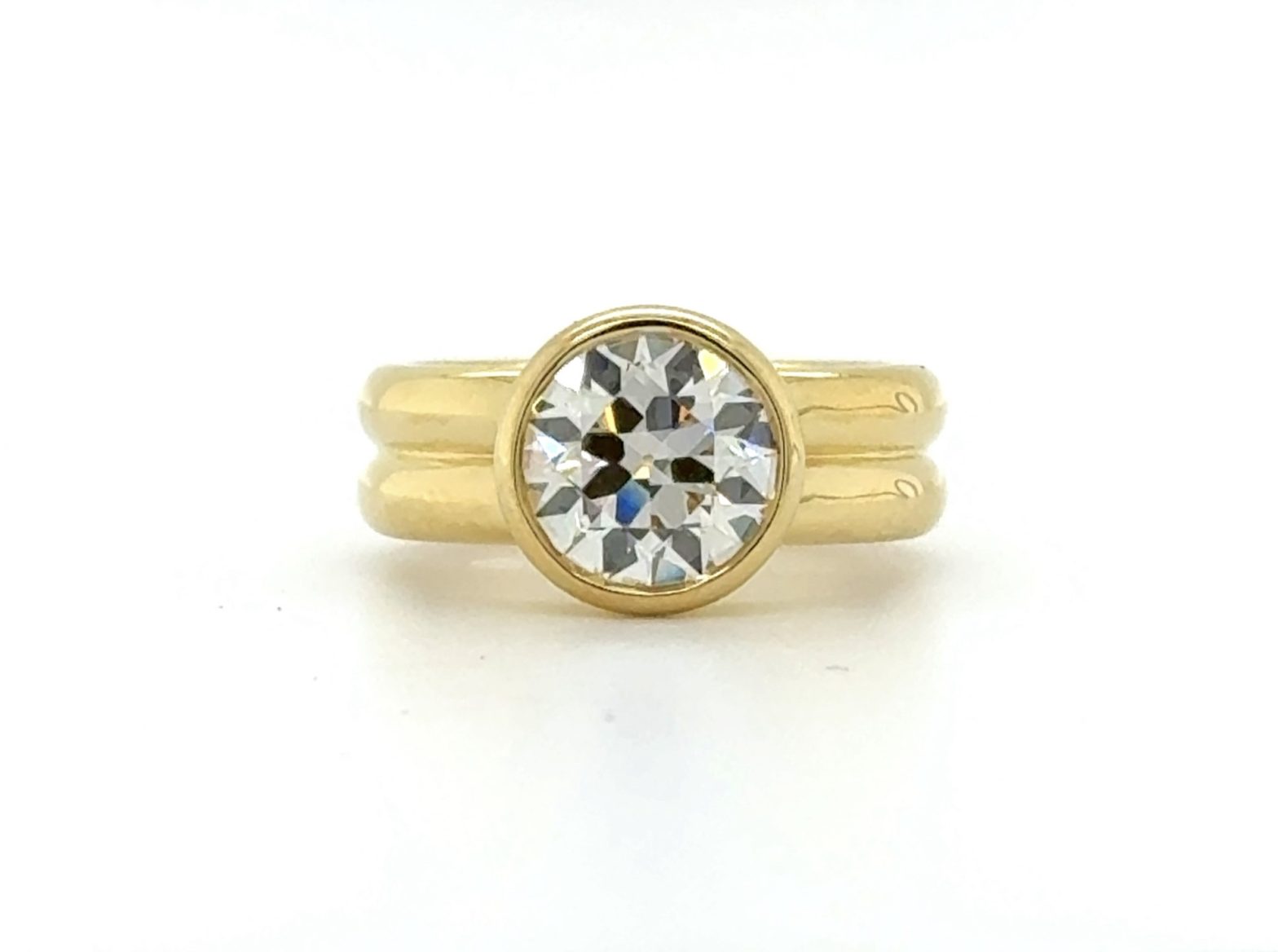 Bezel-Set Diamond Ring with Double Band | Peter Norman